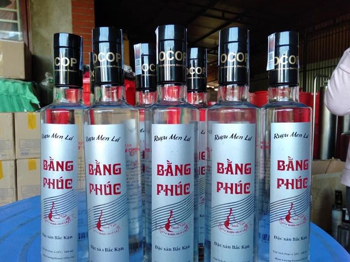 Rượu men lá Bắc Kạn lần đầu được xuất khẩu sang Nhật Bản